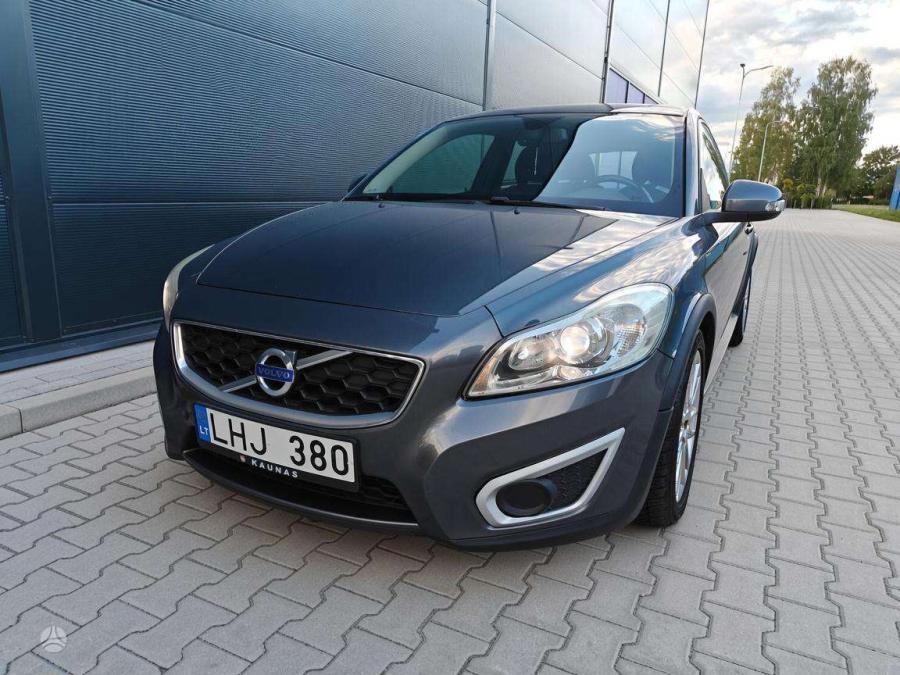 Pelēks Volvo C30 2010 Utena, ar dzinēja tilpumu 1.56 L un nobraukumu 316 tūkst. km par 3200 €, foto 4 vietnē AUTOMOTO.COM.LV