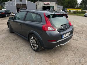 Grey Volvo C30 2010 in Riga, with an engine capacity of 1.60 L and mileage of 370 thousand km for 2700 €, photo 6 on AUTOMOTO.COM.LV