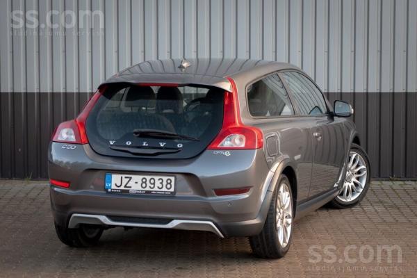 Pelēks Volvo C30 2011 Talsi, ar dzinēja tilpumu 1.60 L un nobraukumu 305 tūkst. km par 4490 €, foto 7 vietnē AUTOMOTO.COM.LV