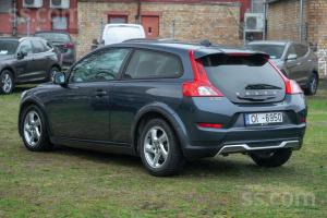 Pelēks Volvo C30 2011 Liepāja, ar dzinēja tilpumu 1.60 L un nobraukumu 209 tūkst. km par 3550 €, foto 2 vietnē AUTOMOTO.COM.LV
