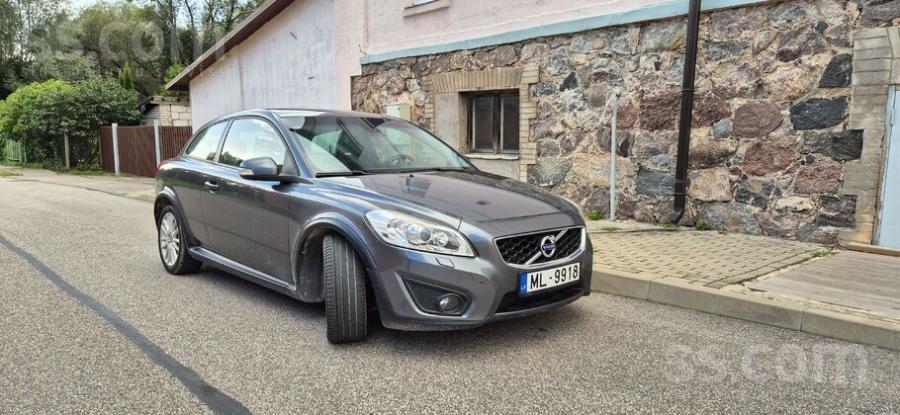 Grey Volvo C30 2011 in Limbazi, with an engine capacity of 1.60 L and mileage of 354 thousand km for 4350 €, photo 1 on AUTOMOTO.COM.LV