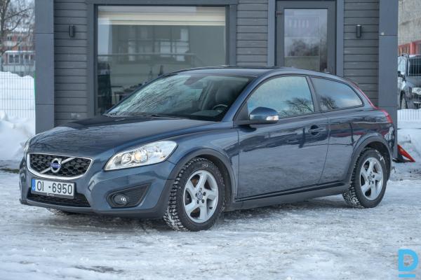 Pelēks Volvo C30 2011 Liepāja, ar dzinēja tilpumu 1.60 L un nobraukumu 209 tūkst. km par 3550 €, foto 1 vietnē AUTOMOTO.COM.LV