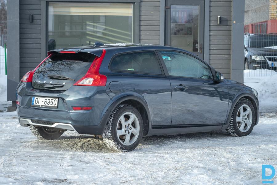 Pelēks Volvo C30 2011 Liepāja, ar dzinēja tilpumu 1.60 L un nobraukumu 209 tūkst. km par 3550 €, foto 3 vietnē AUTOMOTO.COM.LV