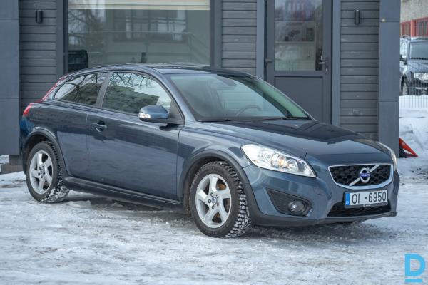 Pelēks Volvo C30 2011 Liepāja, ar dzinēja tilpumu 1.60 L un nobraukumu 209 tūkst. km par 3550 €, foto 4 vietnē AUTOMOTO.COM.LV