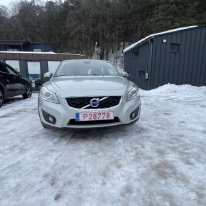 Pelēks Volvo C30 2011 Kauņa, ar dzinēja tilpumu 1.56 L un nobraukumu 225 tūkst. km par 3850 €, foto 2 vietnē AUTOMOTO.COM.LV