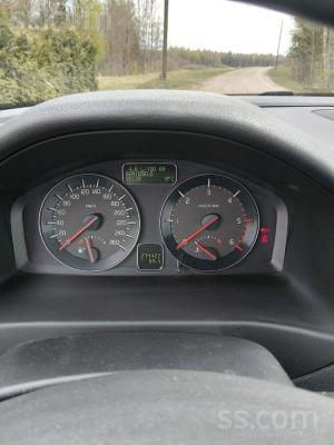 Pelēks Volvo C30 2011 Preiļi, ar dzinēja tilpumu 1.60 L un nobraukumu 274 tūkst. km par 3200 €, foto 6 vietnē AUTOMOTO.COM.LV
