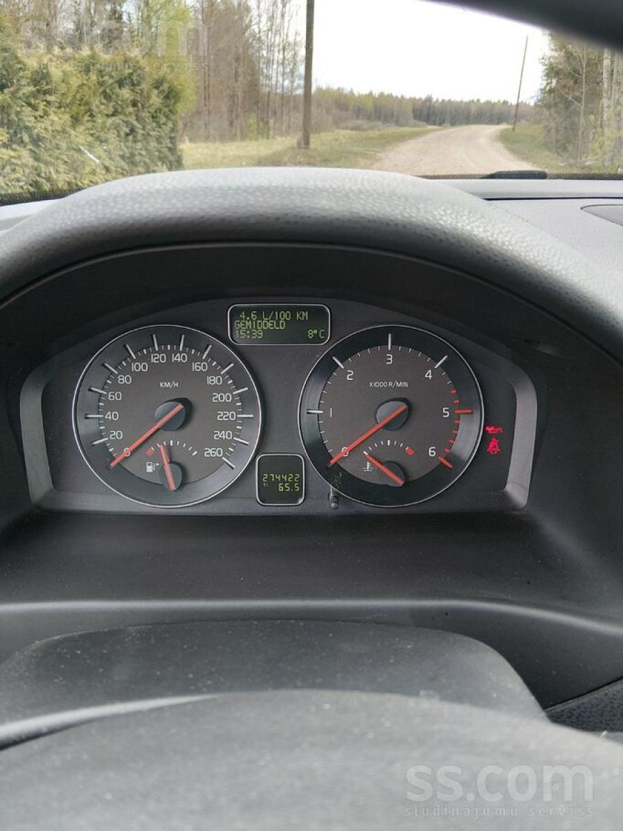 Pelēks Volvo C30 2011 Preiļi, ar dzinēja tilpumu 1.60 L un nobraukumu 274 tūkst. km par 3200 €, foto 6 vietnē AUTOMOTO.COM.LV