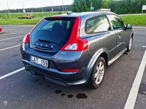 Pelēks Volvo C30 2011 Viļņa, ar dzinēja tilpumu 1.56 L un nobraukumu 265 tūkst. km par 3250 €, foto 6 vietnē AUTOMOTO.COM.LV