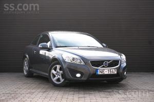Grey Volvo C30 2012 in Riga, with an engine capacity of 1.60 L and mileage of 197 thousand km for 4890 €, photo 2 on AUTOMOTO.COM.LV