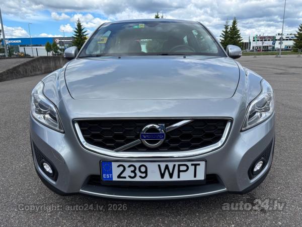 Pelēks Volvo C30 2012 Paide, ar dzinēja tilpumu 1.60 L un nobraukumu 194 tūkst. km par 5490 €, foto 3 vietnē AUTOMOTO.COM.LV
