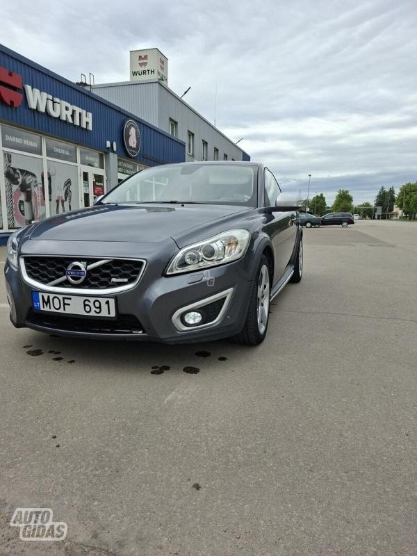 Grey Volvo C30 2012 in Marijampole, with an engine capacity of 1.60 L and mileage of 280 thousand km for 3700 €, photo 1 on AUTOMOTO.COM.LV