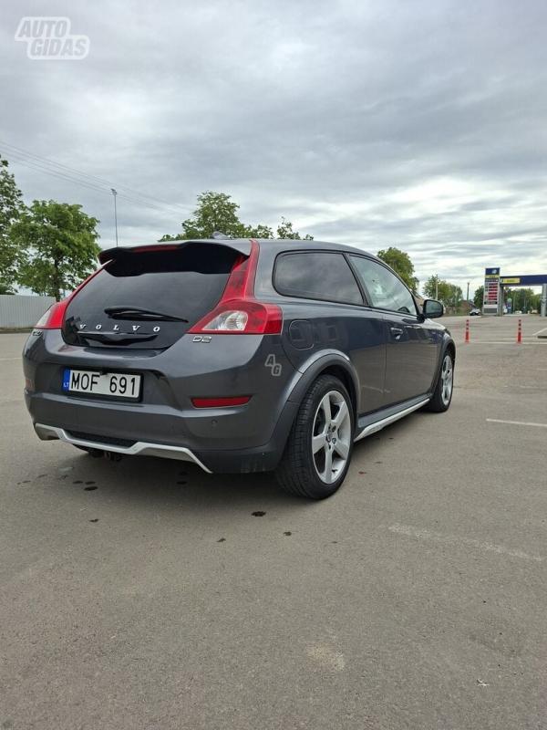 Grey Volvo C30 2012 in Marijampole, with an engine capacity of 1.60 L and mileage of 280 thousand km for 3700 €, photo 2 on AUTOMOTO.COM.LV