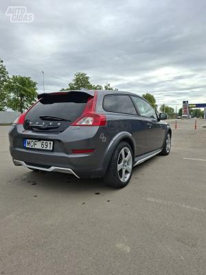 Grey Volvo C30 2012 in Marijampole, with an engine capacity of 1.60 L and mileage of 280 thousand km for 3700 €, photo 3 on AUTOMOTO.COM.LV