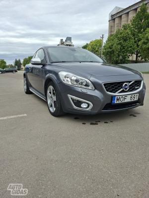 Grey Volvo C30 2012 in Marijampole, with an engine capacity of 1.60 L and mileage of 280 thousand km for 3700 €, photo 4 on AUTOMOTO.COM.LV