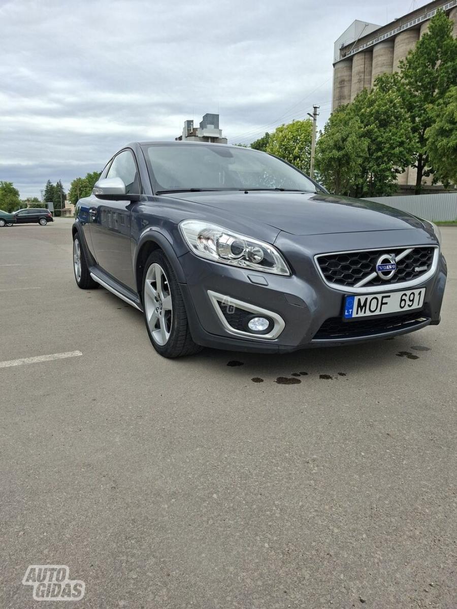 Grey Volvo C30 2012 in Marijampole, with an engine capacity of 1.60 L and mileage of 280 thousand km for 3700 €, photo 4 on AUTOMOTO.COM.LV