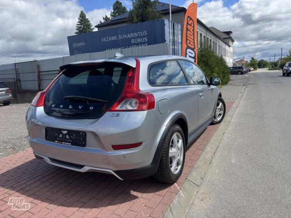 Pelēks Volvo C30 2012 Kauņa, ar dzinēja tilpumu 1.60 L un nobraukumu 260 tūkst. km par 2999 €, foto 3 vietnē AUTOMOTO.COM.LV
