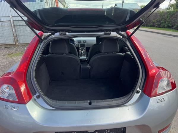 Pelēks Volvo C30 2012 Kauņa, ar dzinēja tilpumu 1.60 L un nobraukumu 260 tūkst. km par 2999 €, foto 5 vietnē AUTOMOTO.COM.LV