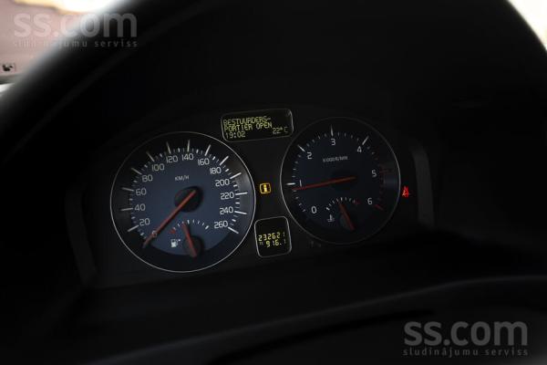 Серый Вольво Ц30 2012 в Елгава, объемом двигателя 1.60 л и пробегом 0 тыс. км за 4350 €, фото 8 на AUTOMOTO.COM.LV