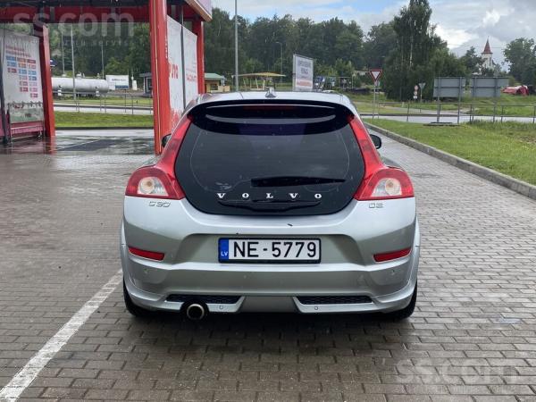 Grey Volvo C30 2012 in Cesis, with an engine capacity of 1.60 L and mileage of 247 thousand km for 3500 €, photo 3 on AUTOMOTO.COM.LV