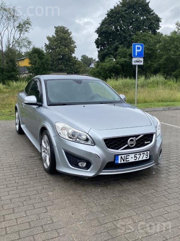 Grey Volvo C30 2012 in Cesis, with an engine capacity of 1.60 L and mileage of 247 thousand km for 3500 €, photo 9 on AUTOMOTO.COM.LV