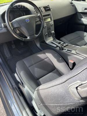 Grey Volvo C30 2012 in Tukums, with an engine capacity of 1.60 L and mileage of 308 thousand km for 3600 €, photo 8 on AUTOMOTO.COM.LV