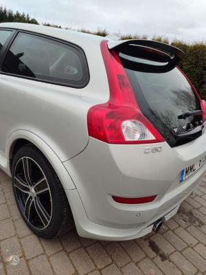 Grey Volvo C30 2012 in Alytus, with an engine capacity of 1.60 L and mileage of 250 thousand km for 4300 €, photo 3 on AUTOMOTO.COM.LV