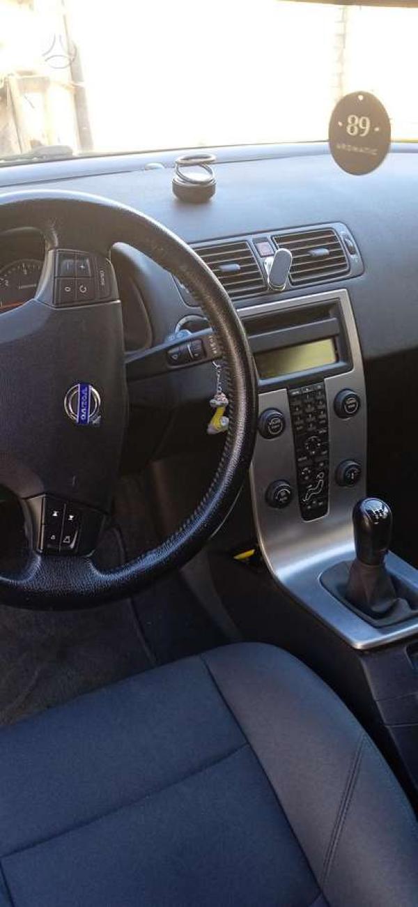 Pelēks Volvo C30 2007 Kėdainiai, ar dzinēja tilpumu 1.56 L un nobraukumu 215 tūkst. km par 2000 €, foto 4 vietnē AUTOMOTO.COM.LV
