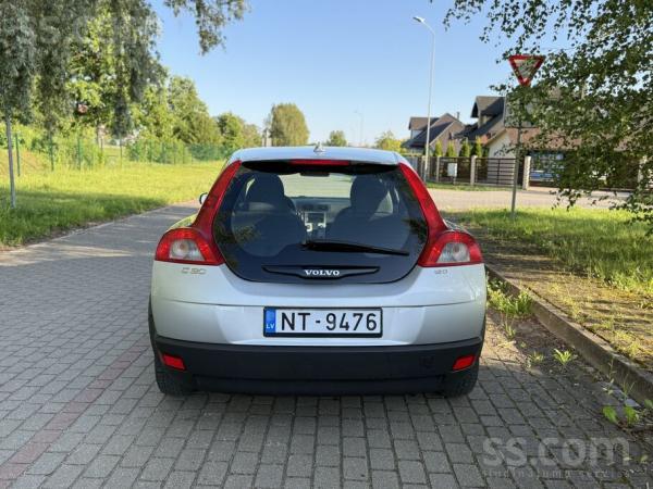 Volvo C30 2007 in Valmiera, with an engine capacity of 1.60 L and mileage of 314 thousand km for 2150 €, photo 8 on AUTOMOTO.COM.LV