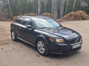 Volvo C30 2007 in Alytus, with an engine capacity of 2.00 L and mileage of 300 thousand km for 1700 €, photo  on AUTOMOTO.COM.LV