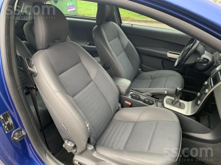 Volvo C30 2007 in Jurmala, with an engine capacity of 1.60 L and mileage of 301 thousand km for 4200 €, photo 7 on AUTOMOTO.COM.LV