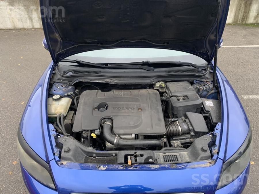Volvo C30 2007 in Jurmala, with an engine capacity of 1.60 L and mileage of 301 thousand km for 4200 €, photo 16 on AUTOMOTO.COM.LV