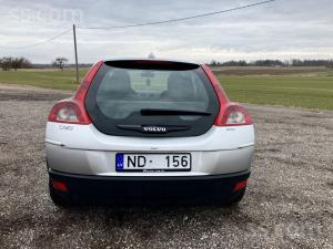Volvo C30 2007 in Talsi, with an engine capacity of 2.00 L and mileage of 274 thousand km for 3500 €, photo 5 on AUTOMOTO.COM.LV
