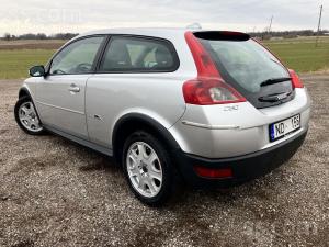 Volvo C30 2007 in Talsi, with an engine capacity of 2.00 L and mileage of 274 thousand km for 3500 €, photo 6 on AUTOMOTO.COM.LV