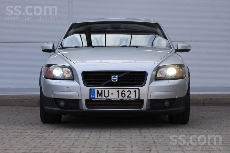 Volvo C30 2007 Rīga, ar dzinēja tilpumu 2.50 L un nobraukumu 0 tūkst. km par 5490 €, foto 4 vietnē AUTOMOTO.COM.LV