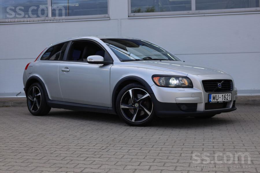 Volvo C30 2007 Rīga, ar dzinēja tilpumu 2.50 L un nobraukumu 0 tūkst. km par 5490 €, foto 5 vietnē AUTOMOTO.COM.LV