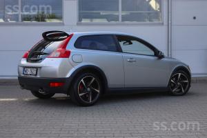 Volvo C30 2007 Rīga, ar dzinēja tilpumu 2.50 L un nobraukumu 0 tūkst. km par 5490 €, foto 8 vietnē AUTOMOTO.COM.LV
