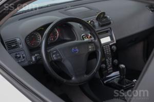 Volvo C30 2007 Rīga, ar dzinēja tilpumu 2.50 L un nobraukumu 0 tūkst. km par 5490 €, foto 10 vietnē AUTOMOTO.COM.LV