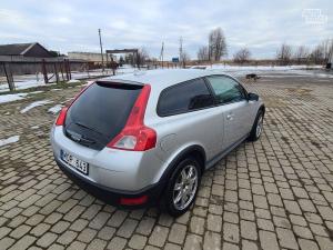 Volvo C30 2008 in Marijampole, with an engine capacity of 2.00 L and mileage of 320 thousand km for 1850 €, photo 6 on AUTOMOTO.COM.LV