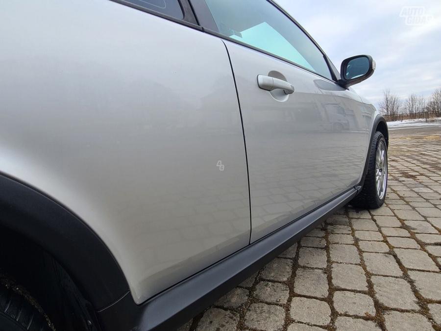 Volvo C30 2008 in Marijampole, with an engine capacity of 2.00 L and mileage of 320 thousand km for 1850 €, photo 7 on AUTOMOTO.COM.LV