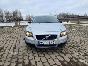 Volvo C30 2008 in Marijampole, with an engine capacity of 2.00 L and mileage of 320 thousand km for 1850 €, photo 10 on AUTOMOTO.COM.LV