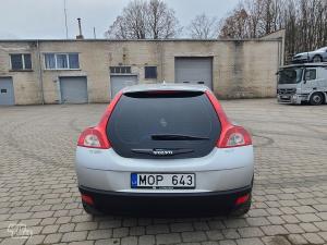 Volvo C30 2008 in Marijampole, with an engine capacity of 2.00 L and mileage of 320 thousand km for 1750 €, photo 6 on AUTOMOTO.COM.LV
