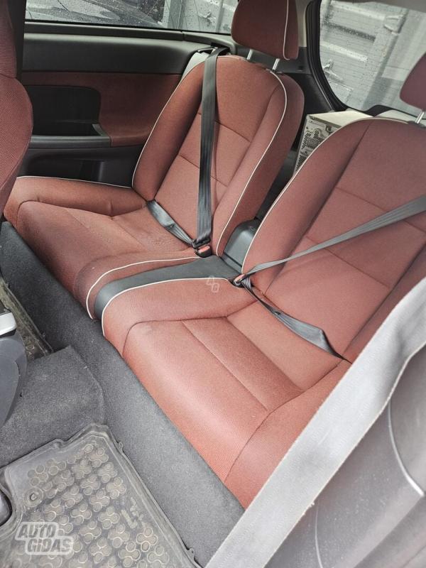 Volvo C30 2008 Panevēža, ar dzinēja tilpumu 1.60 L un nobraukumu 300 tūkst. km par 1000 €, foto 6 vietnē AUTOMOTO.COM.LV