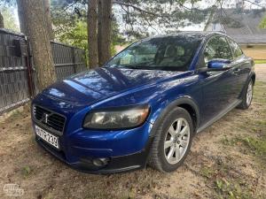 Volvo C30 2008 in Vilnius, with an engine capacity of 2.00 L and mileage of 340 thousand km for 950 €, photo 6 on AUTOMOTO.COM.LV