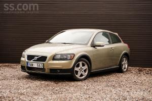 Volvo C30 2009 in Riga, with an engine capacity of 2.00 L and mileage of 0 thousand km for 2900 €, photo 1 on AUTOMOTO.COM.LV