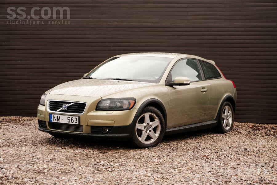Volvo C30 2009 in Riga, with an engine capacity of 2.00 L and mileage of 0 thousand km for 2900 €, photo 1 on AUTOMOTO.COM.LV