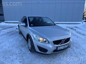 Volvo C30 2010 in Riga, with an engine capacity of 1.60 L and mileage of 243 thousand km for 3470 €, photo 2 on AUTOMOTO.COM.LV