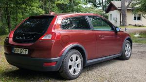 Volvo C30 2010 Jehvi, ar dzinēja tilpumu 2.40 L un nobraukumu 211 tūkst. km par 3990 €, foto 4 vietnē AUTOMOTO.COM.LV