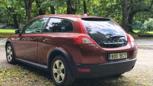 Volvo C30 2010 Jehvi, ar dzinēja tilpumu 2.40 L un nobraukumu 211 tūkst. km par 3990 €, foto 5 vietnē AUTOMOTO.COM.LV