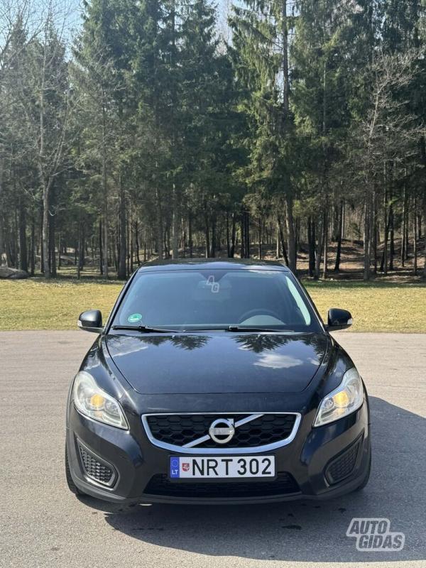 Volvo C30 2012 in Alytus, with an engine capacity of 1.60 L and mileage of 380 thousand km for 3300 €, photo 8 on AUTOMOTO.COM.LV