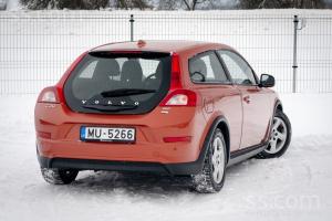 Oranžs Volvo C30 2010 Tukums, ar dzinēja tilpumu 1.60 L un nobraukumu 275 tūkst. km par 4650 €, foto 8 vietnē AUTOMOTO.COM.LV